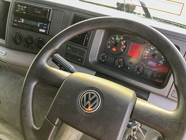 2011 VOLKSWAGEN CONSTELLATION 24.250 14 TON | Impala Truck Sales