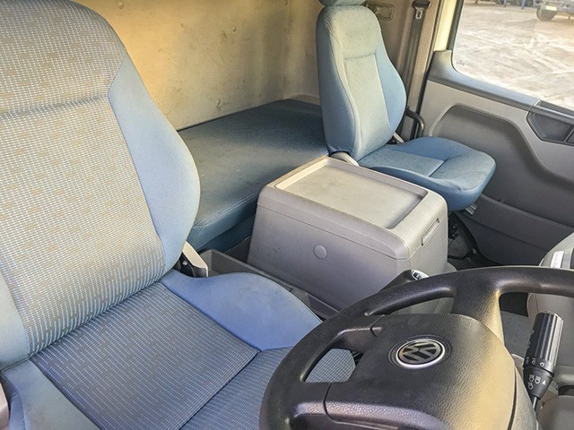 2011 VOLKSWAGEN CONSTELLATION 24.250 14 TON | Impala Truck Sales