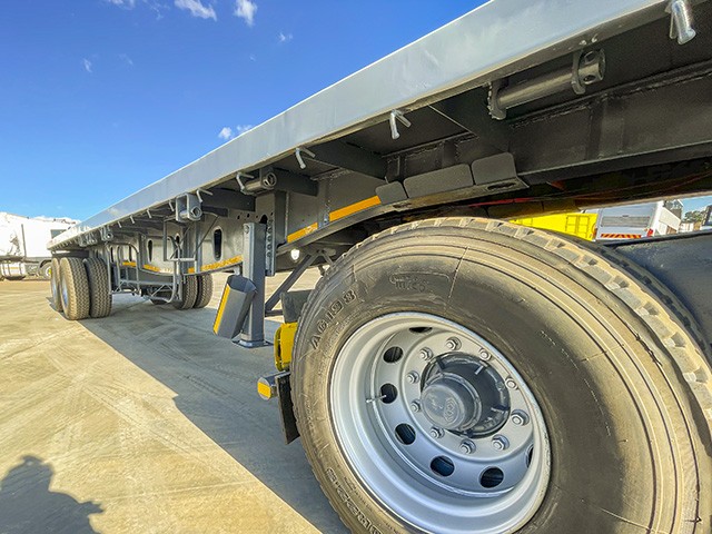 2012 TOP TRAILER FLAT DECK SUPERLINK TRAILER | Impala Truck Sales