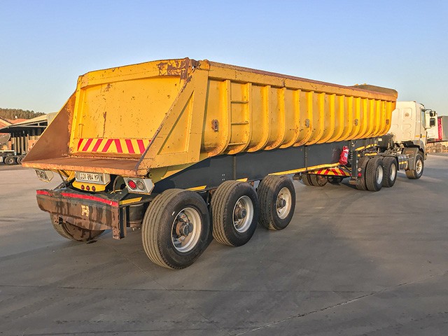 2017 Henred Fruehauf Sand Sloper Trailer | Impala Truck Sales