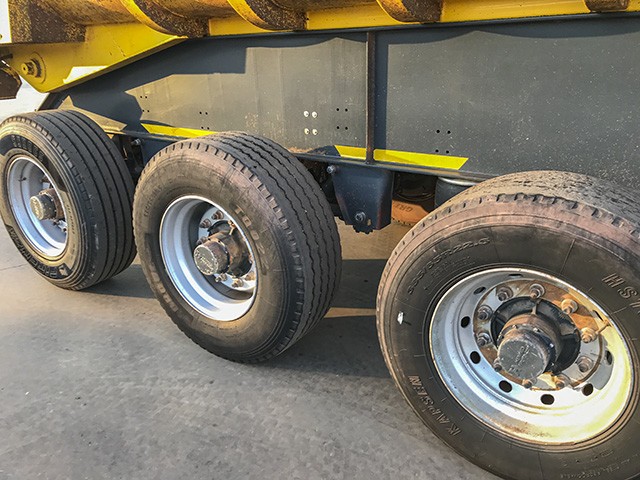 2017 Henred Fruehauf Sand Sloper Trailer | Impala Truck Sales