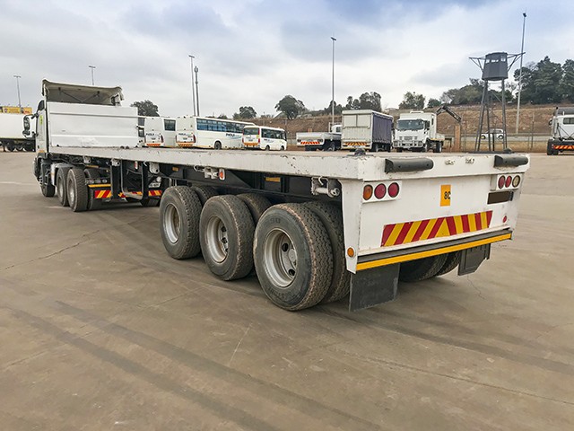 2005 Kearney Flatdeck Triaxle 12.5m Trailer | Impala Truck Sales