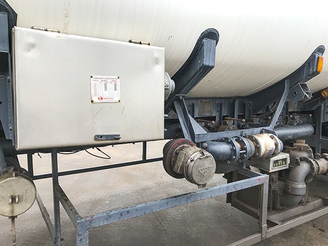 2003 Mercedes-Benz Actros 3340 Rigid Tanker Combo | Impala Truck Sales