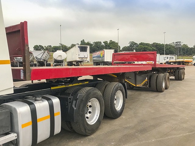 2017 UBT Flatdeck Superlink Trailer | Impala Truck Sales