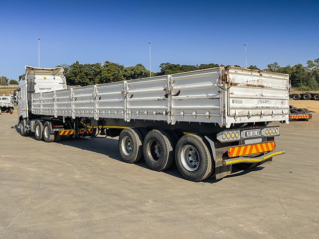 2011 Henred Fruehauf Dropside Triaxle Trailer | Impala Truck Sales