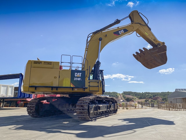 2017 Caterpillar 374FL - 74 Ton Excavator | Impala Truck Sales