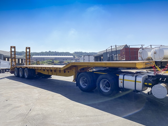 2015 Afrit Lowbed Tri Axle Trailer | Impala Truck Sales