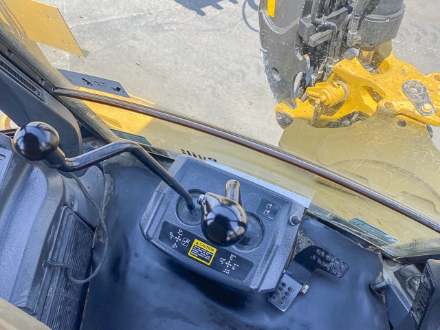 2015 Bell 315SK Workpro TLB Backhoe | Impala Truck Sales
