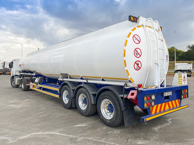 2009 GRW Fuel Tanker 50 000L - Bridging - Tri Axle Trailer | Impala ...