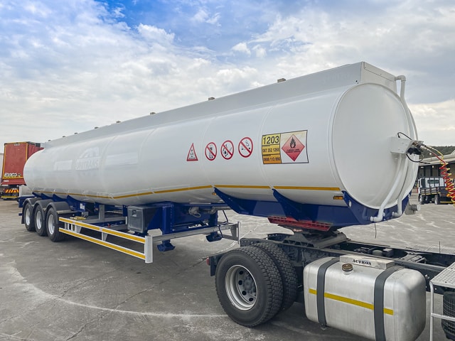 2009 GRW Fuel Tanker 50 000L - Bridging - Tri Axle Trailer | Impala ...