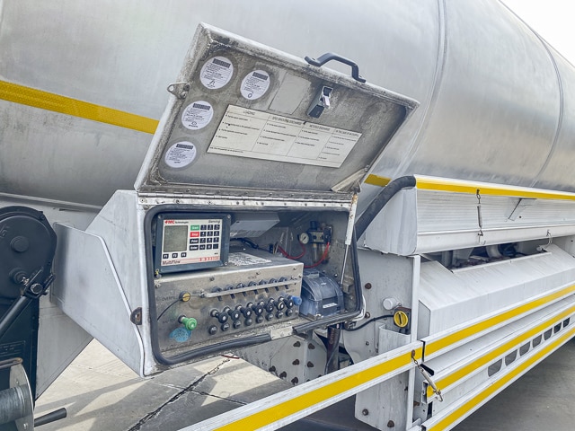 2012 GRW Fuel Tanker 50 000L - Pump & Meter - Tri Axle Trailer | Impala ...